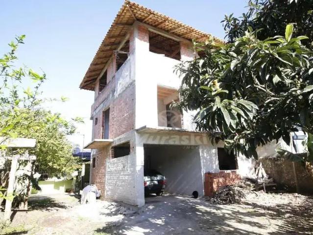 Casa / Sobrado para Venda em Guaratuba/PR Brejatuba 6 Quartos