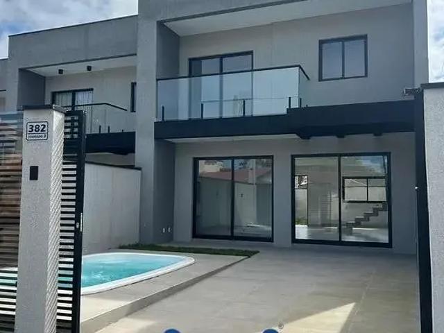 Casa / Sobrado para Venda em Guaratuba/PR Centro 3 Quartos