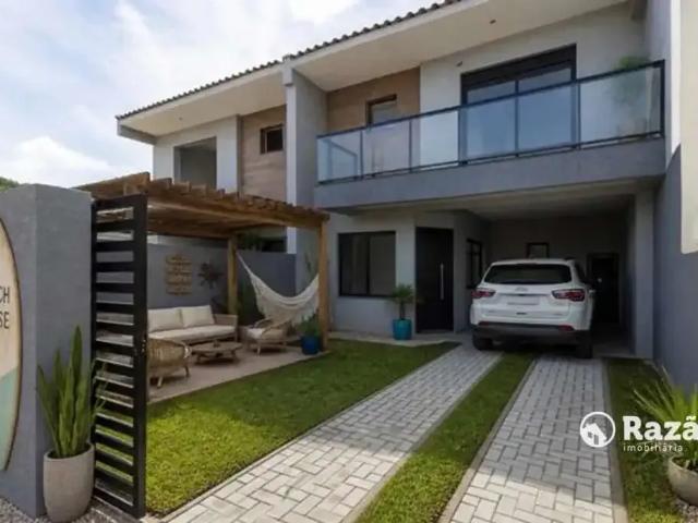 Casa / Sobrado para Venda em Guaratuba/PR Centro 3 Quartos