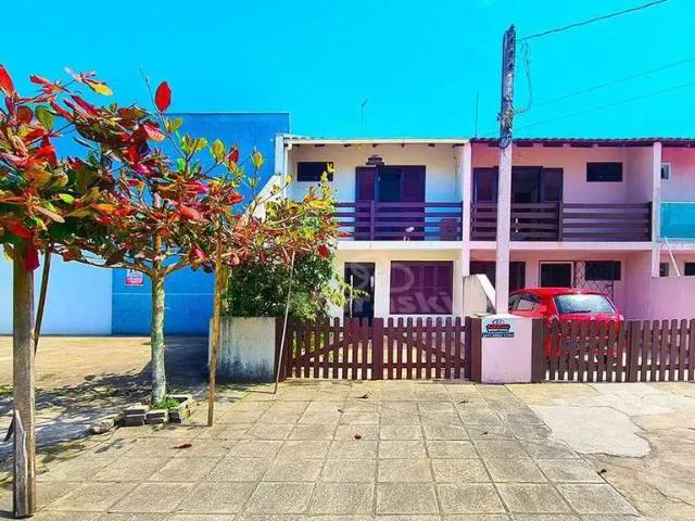 Casa / Sobrado para Venda em Guaratuba/PR Centro 3 Quartos