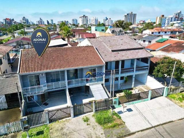 Casa / Sobrado para Venda em Guaratuba/PR Centro 3 Quartos