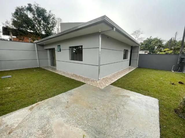 Casa / Sobrado para Venda em Guaratuba/PR Centro 2 Quartos