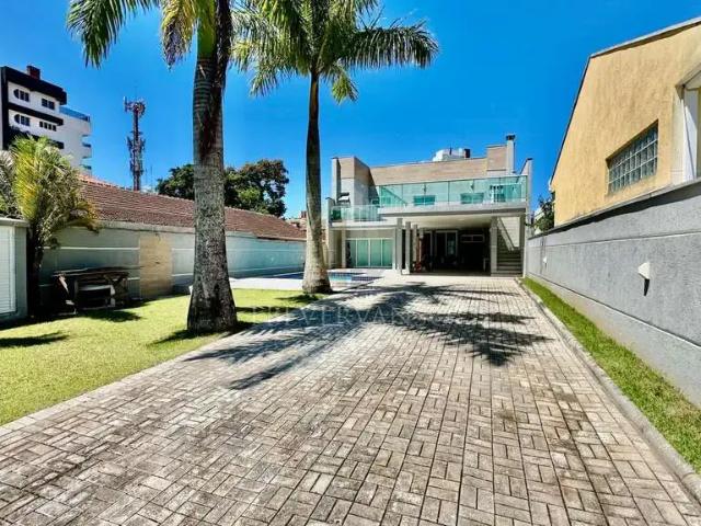 Casa / Sobrado para Venda em Guaratuba/PR Centro 7 Quartos