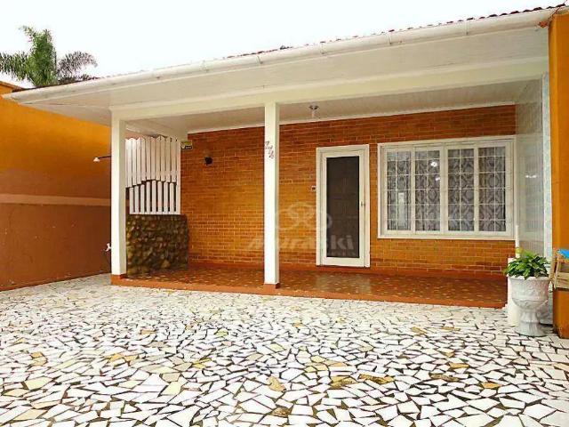 Casa / Sobrado para Venda em Guaratuba/PR Centro 5 Quartos