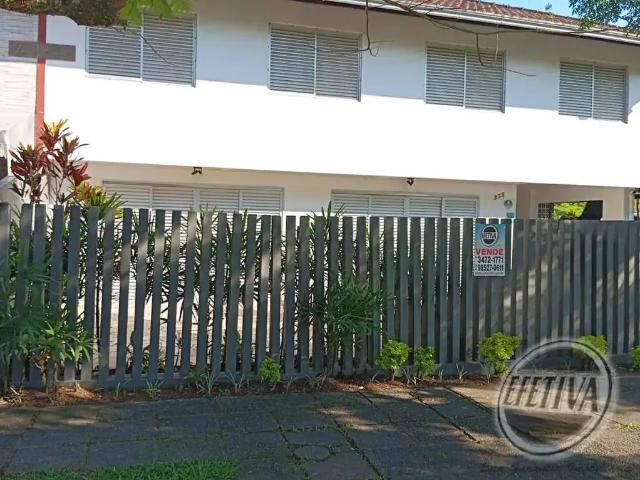 Casa / Sobrado para Venda em Guaratuba/PR Centro 5 Quartos
