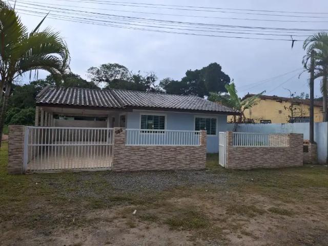 Casa / Sobrado para Venda em Guaratuba/PR Cohapar 2 Quartos
