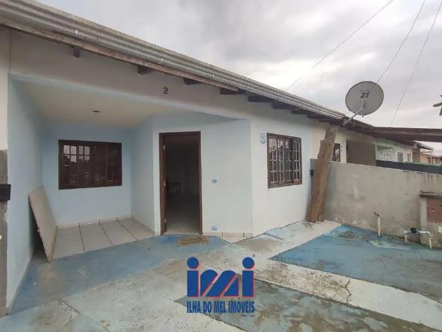 Casa / Sobrado para Venda em Guaratuba/PR Cohapar 2 Quartos