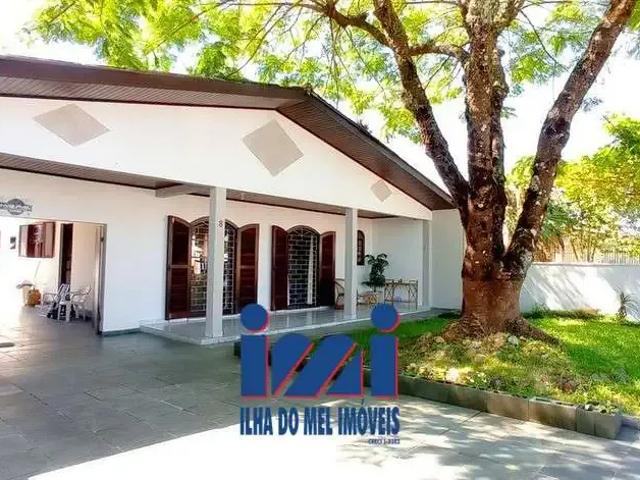 Casa / Sobrado para Venda em Guaratuba/PR Cohapar 3 Quartos