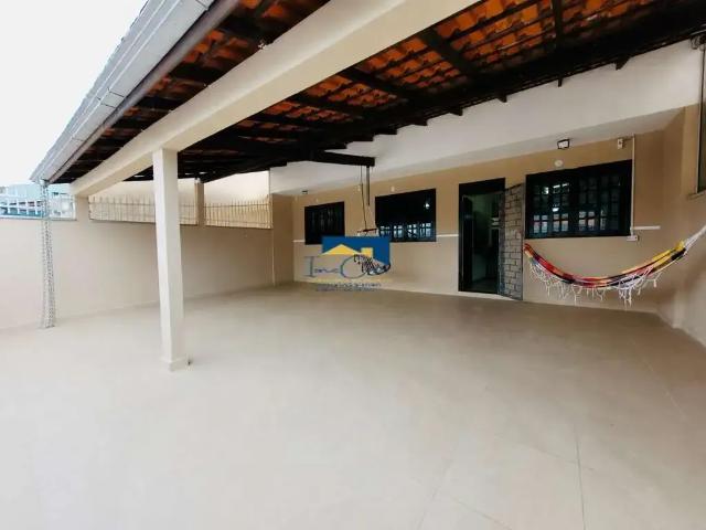 Casa / Sobrado para Venda em Guaratuba/PR Cohapar 3 Quartos