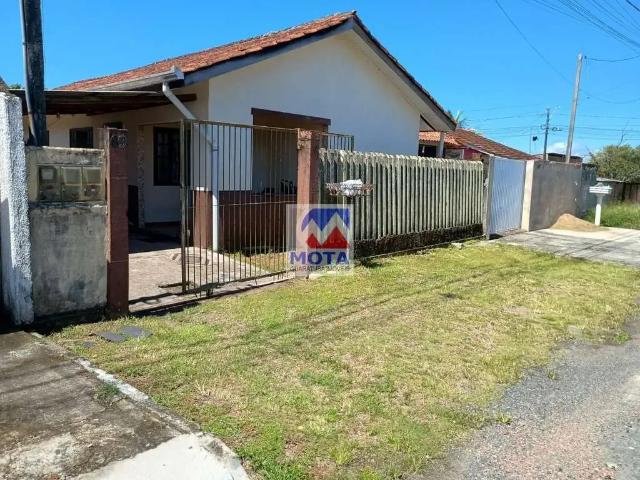 Casa / Sobrado para Venda em Guaratuba/PR Cohapar 4 Quartos
