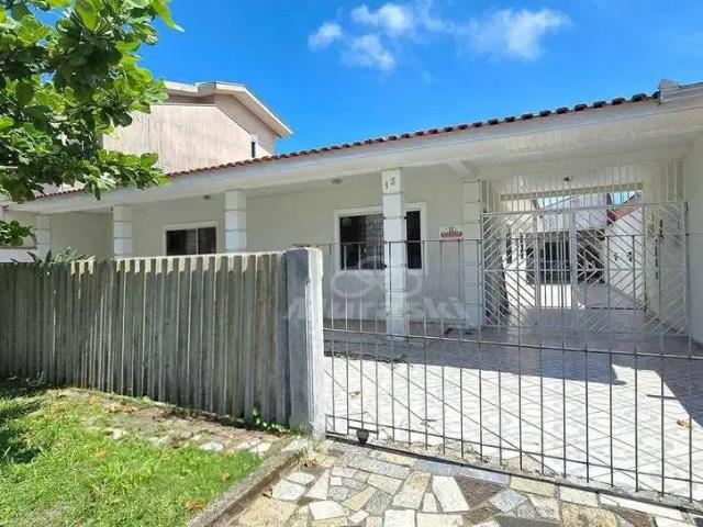 Casa / Sobrado para Venda em Guaratuba/PR Cohapar 5 Quartos
