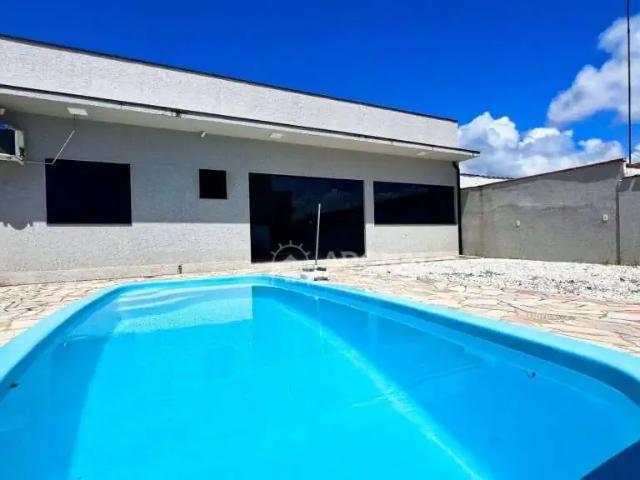 Casa / Sobrado para Venda em Guaratuba/PR Coroados 4 Quartos
