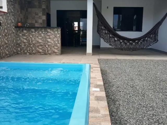 Casa / Sobrado para Venda em Guaratuba/PR Coroados 2 Quartos