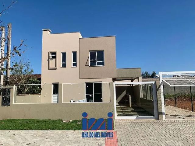 Casa / Sobrado para Venda em Guaratuba/PR Coroados 2 Quartos
