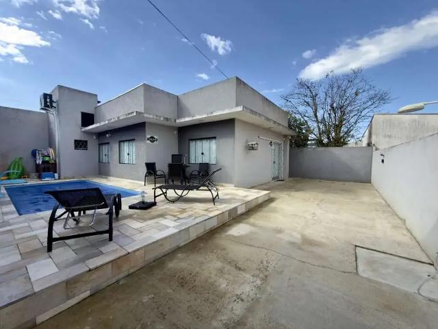 Casa / Sobrado para Venda em Guaratuba/PR Coroados 3 Quartos