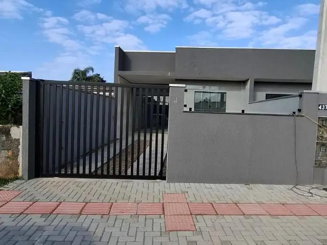 Casa / Sobrado para Venda em Guaratuba/PR Coroados 3 Quartos