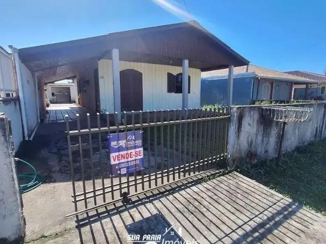 Casa / Sobrado para Venda em Guaratuba/PR Coroados 3 Quartos