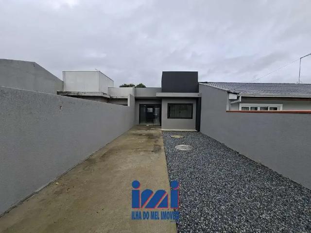 Casa / Sobrado para Venda em Guaratuba/PR Coroados 3 Quartos
