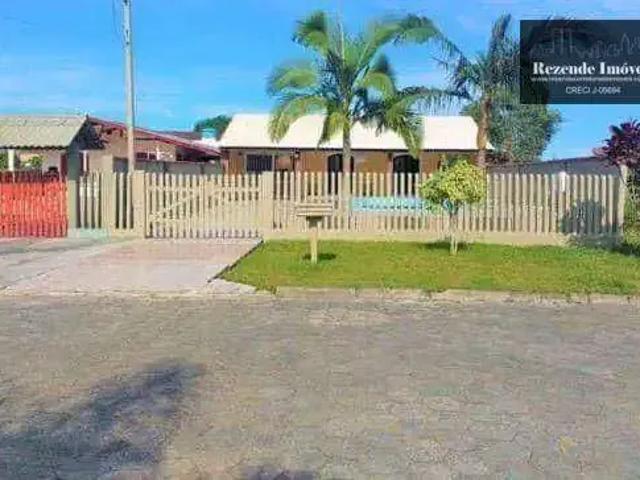 Casa / Sobrado para Venda em Guaratuba/PR Coroados 3 Quartos