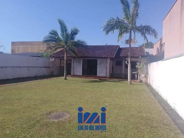 Casa / Sobrado para Venda em Guaratuba/PR Coroados 3 Quartos