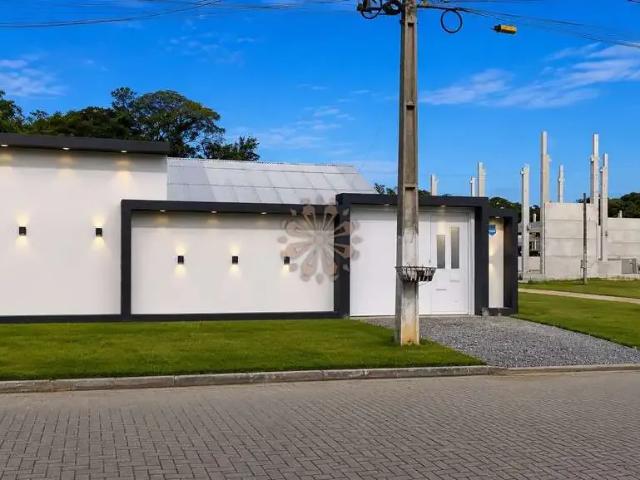 Casa / Sobrado para Venda em Guaratuba/PR Estoril 3 Quartos