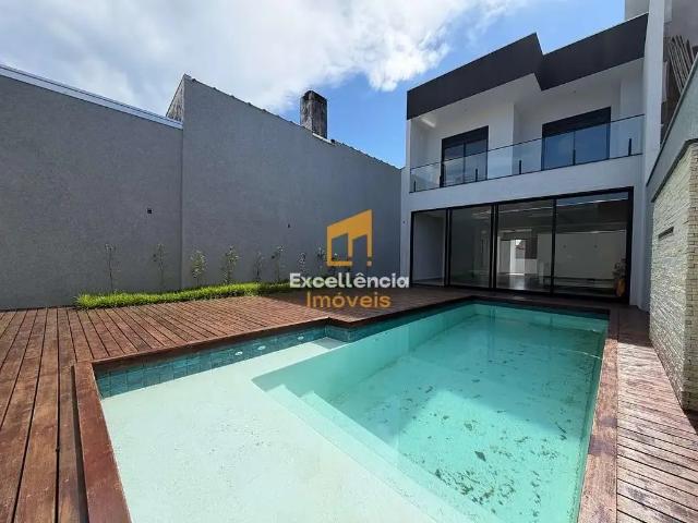 Casa / Sobrado para Venda em Guaratuba/PR Estoril 4 Quartos