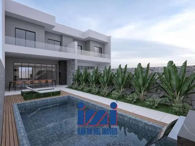 Casa / Sobrado para Venda em Guaratuba/PR Estoril 4 Quartos