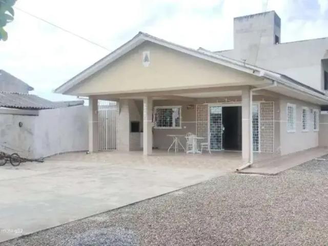 Casa / Sobrado para Venda em Guaratuba/PR Figueira 3 Quartos