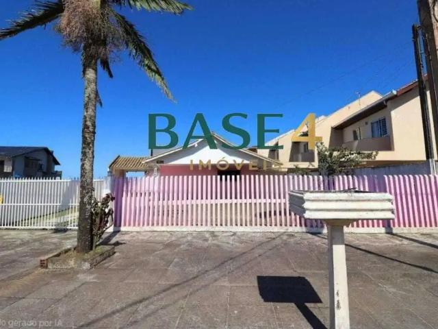 Casa / Sobrado para Venda em Guaratuba/PR Nereidas 4 Quartos