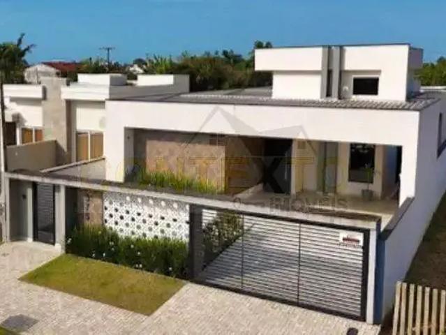 Casa / Sobrado para Venda em Guaratuba/PR Nereidas 4 Quartos