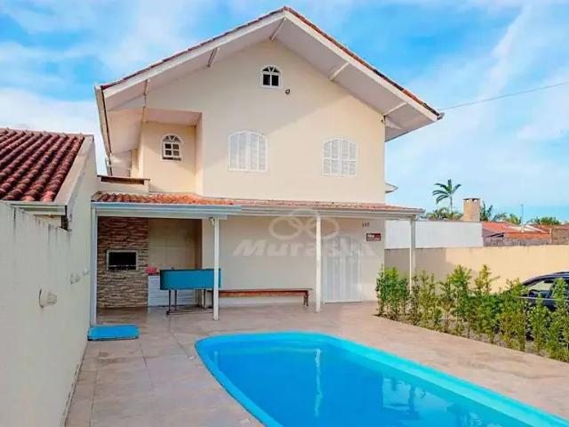 Casa / Sobrado para Venda em Guaratuba/PR Nereidas 6 Quartos