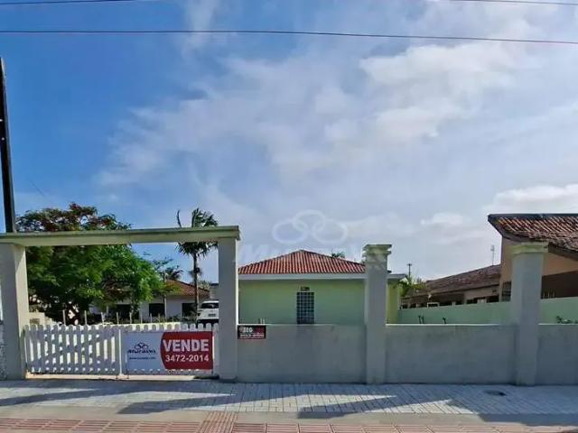 Casa / Sobrado para Venda em Guaratuba/PR Nereidas 2 Quartos