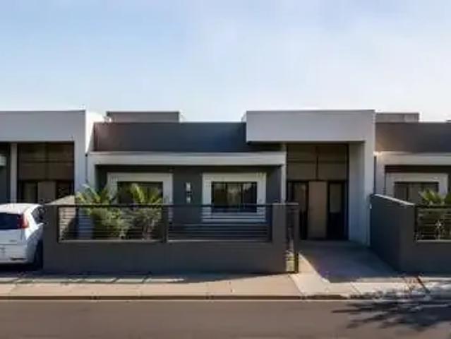 Casa / Sobrado para Venda em Guaratuba/PR Nereidas 2 Quartos