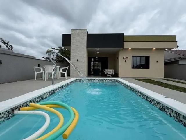 Casa / Sobrado para Venda em Guaratuba/PR Nereidas 3 Quartos