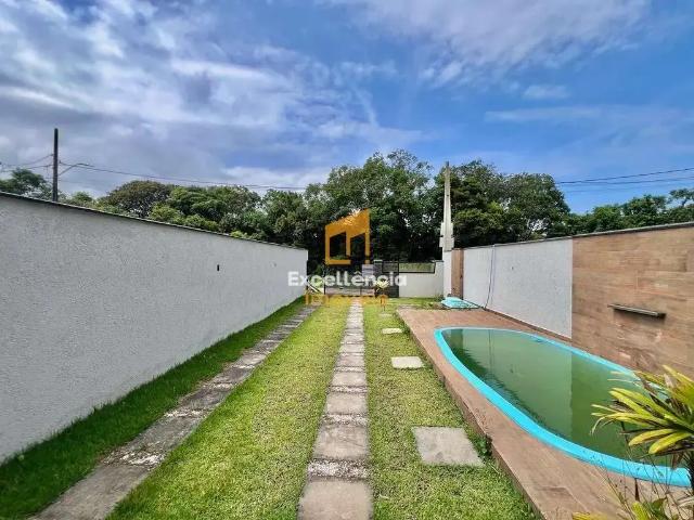 Casa / Sobrado para Venda em Guaratuba/PR Nereidas 3 Quartos