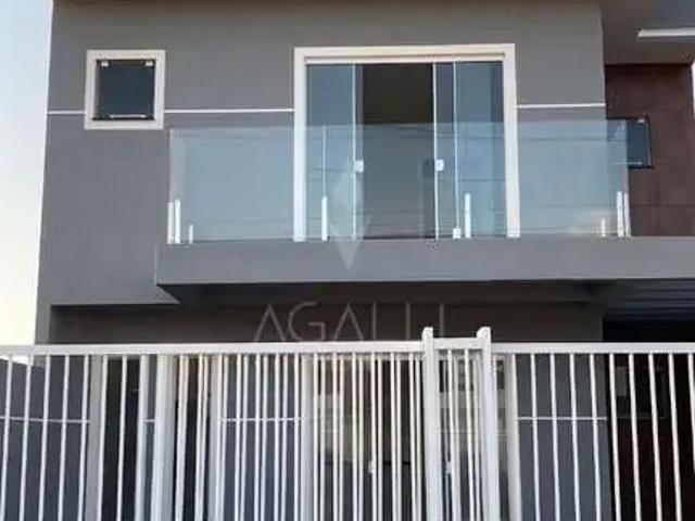 Casa / Sobrado para Venda em Guaratuba/PR Nereidas 3 Quartos