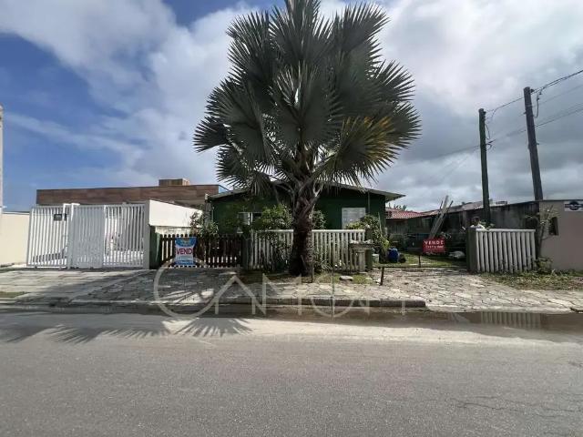 Casa / Sobrado para Venda em Guaratuba/PR Nereidas 3 Quartos