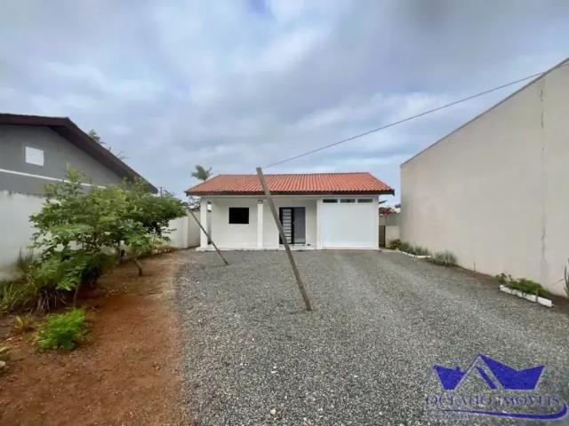Casa / Sobrado para Venda em Guaratuba/PR Nereidas 3 Quartos