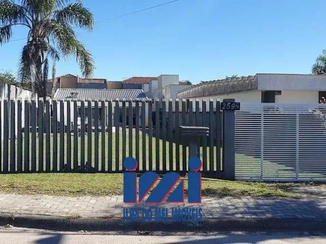 Casa / Sobrado para Venda em Guaratuba/PR Nereidas 3 Quartos