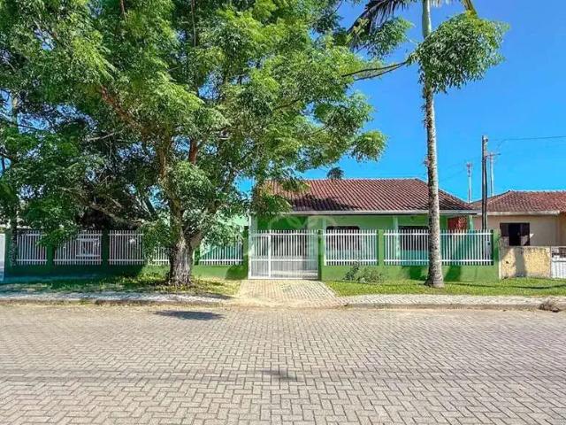 Casa / Sobrado para Venda em Guaratuba/PR Piçarras 2 Quartos