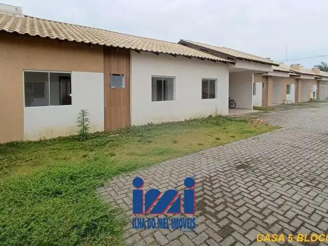 Casa / Sobrado para Venda em Guaratuba/PR Piçarras 3 Quartos