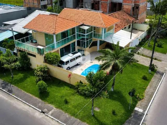 Casa / Sobrado para Venda em Guaratuba/PR Piçarras 3 Quartos
