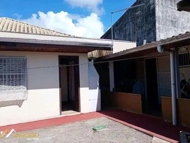 Casa / Sobrado para Venda em Guaratuba/PR Piçarras 3 Quartos