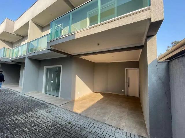 Casa / Sobrado para Venda em Guaratuba/PR Piçarras 3 Quartos