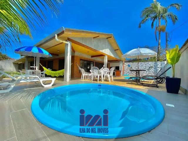 Casa / Sobrado para Venda em Guaratuba/PR Prainha 6 Quartos