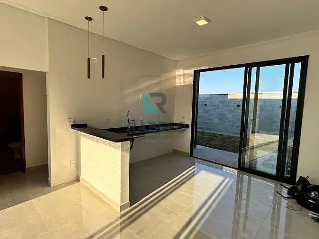 Casa / Sobrado para Venda em Guaratinguetá/SP Centro 2 Quartos