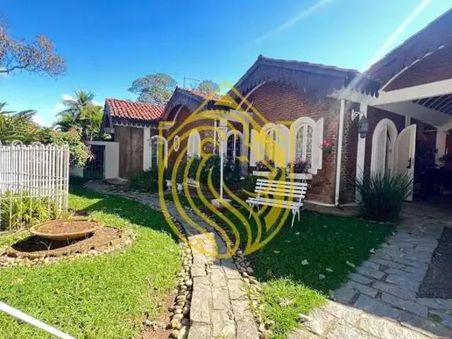 Casa / Sobrado para Venda em Guaratinguetá/SP Belveder Clube dos 500 4 Quartos