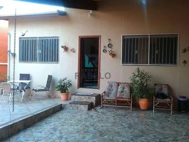 Casa / Sobrado para Venda em Guaratinguetá/SP Jardim Aeroporto 3 Quartos