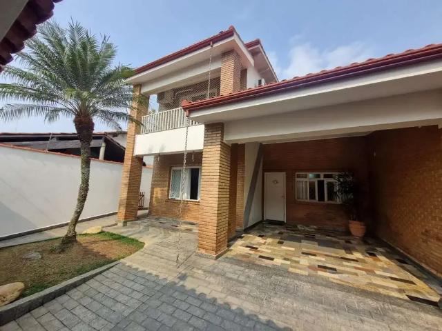 Casa / Sobrado para Venda em Guaratinguetá/SP Jardim Bela Vista 4 Quartos