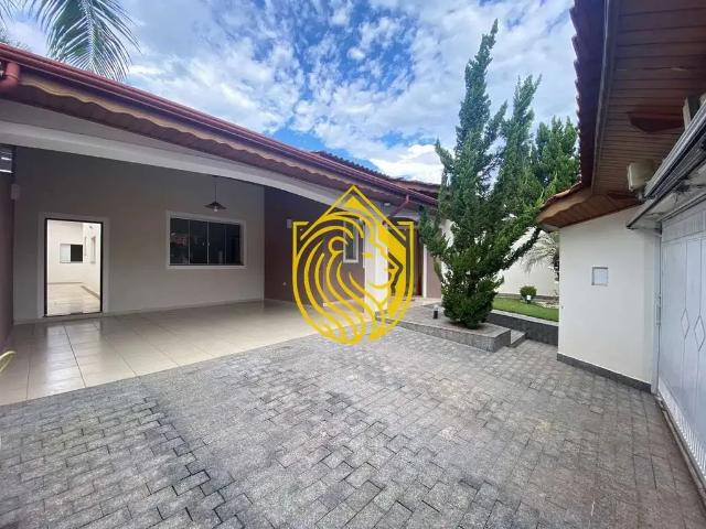 Casa / Sobrado para Venda em Guaratinguetá/SP Portal das Colinas 3 Quartos